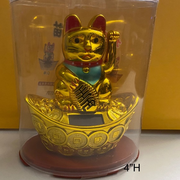 Accents | Solar Powered Gold Beckoning Fortune Cat 4h | Poshmark